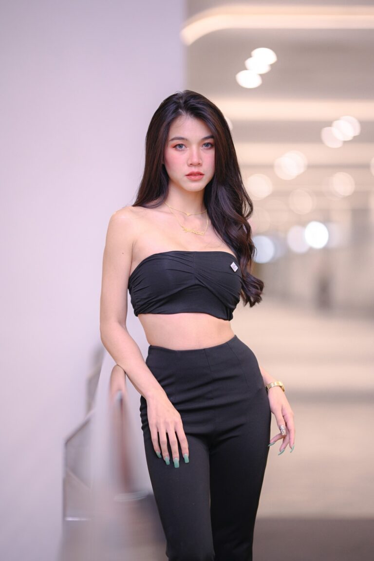 เหมยหลิน พริตตี้ MC สาวสวย สุดฮอต onlyfans18+ สุดแซ่บ