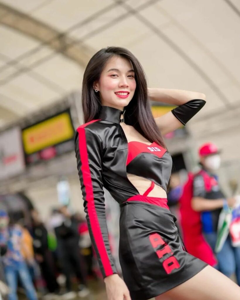 เหมยหลิน พริตตี้ MC สาวสวย สุดฮอต onlyfans18+ สุดแซ่บ