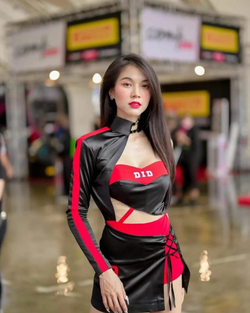 เหมยหลิน พริตตี้ MC สาวสวย สุดฮอต onlyfans18+ สุดแซ่บ
